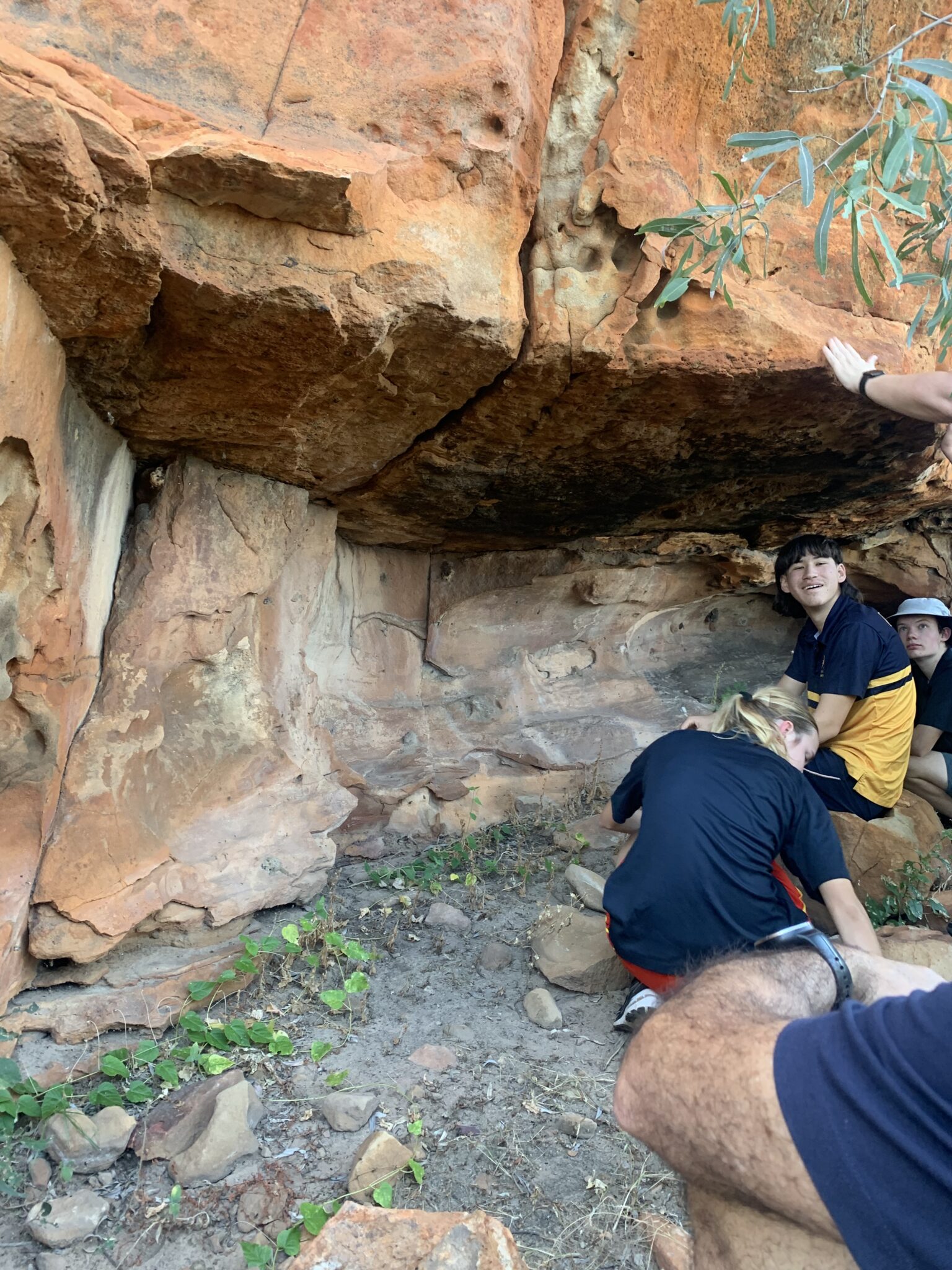 SIA tour group welcomed to Looma Community School by Christ Church Old ...